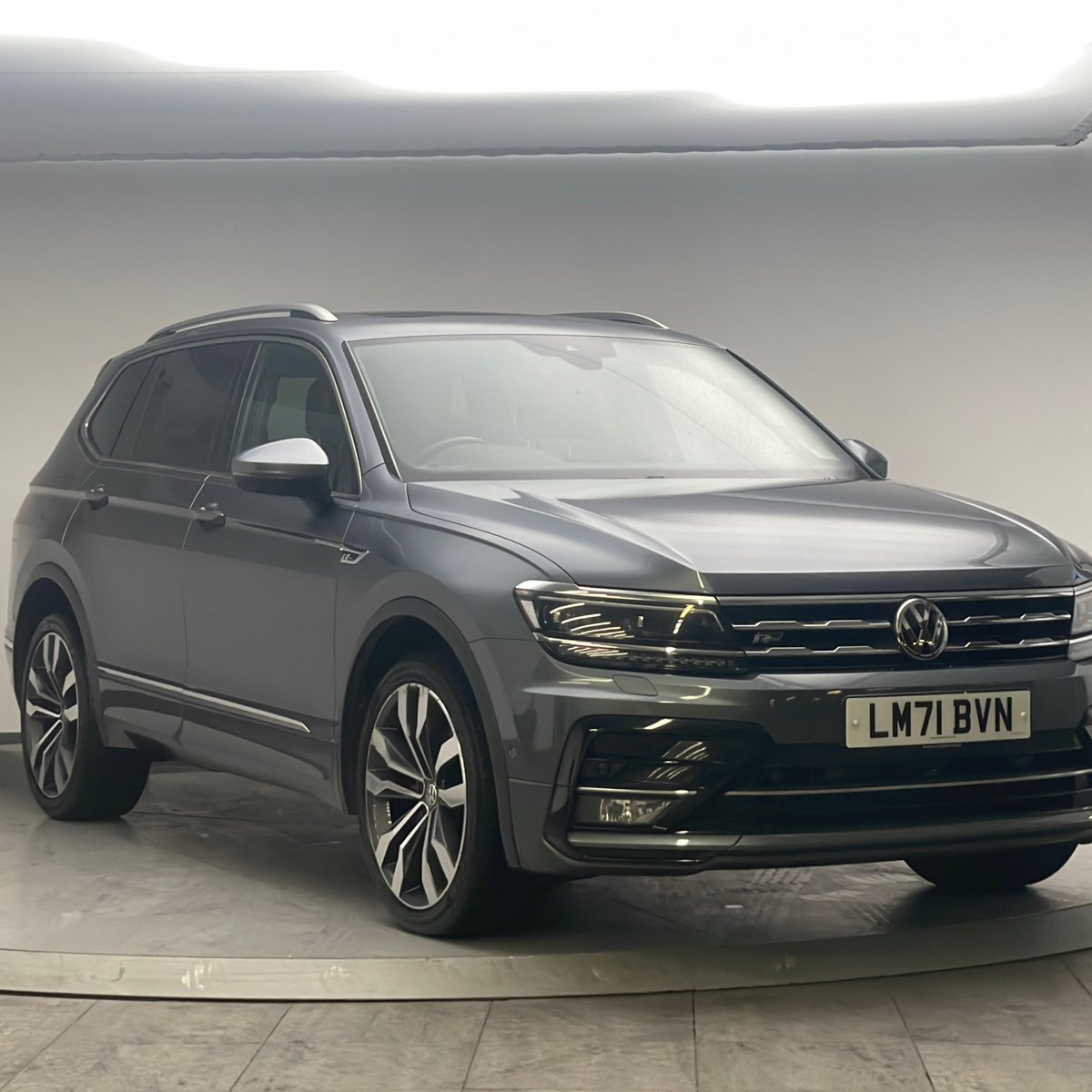 Volkswagen Tiguan Allspace LM71BVN Watford VW | Citygate