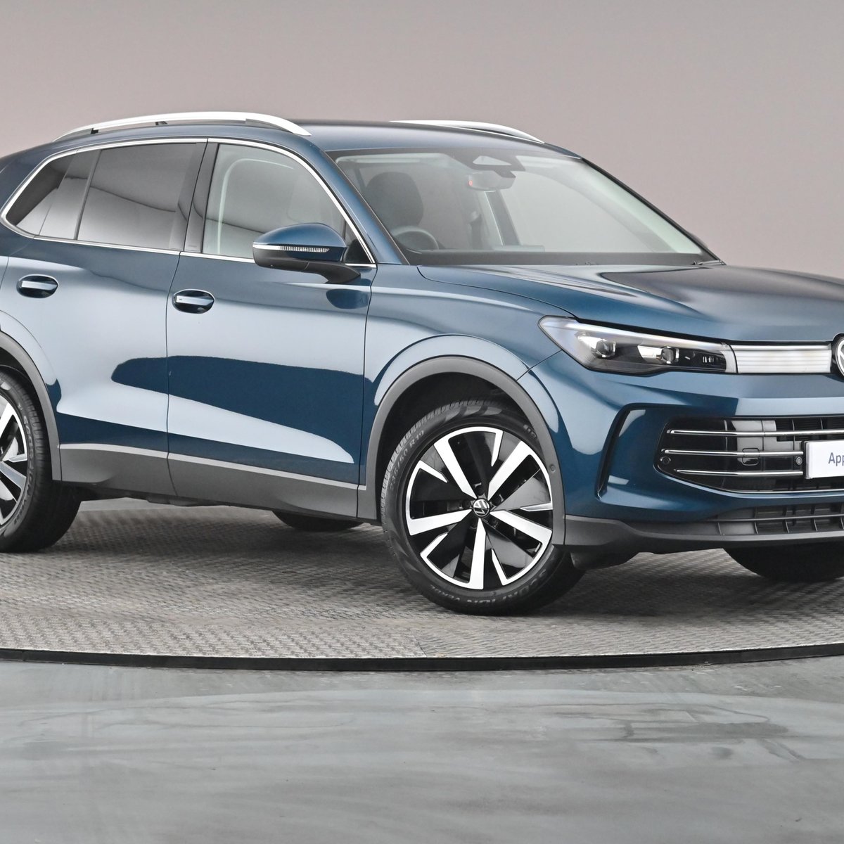 Volkswagen Tiguan WM24KJX West London Volkswagen | Citygate