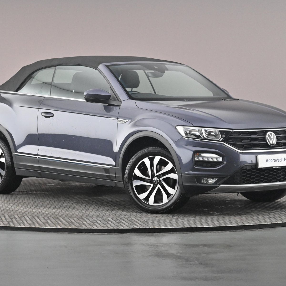 Volkswagen T-Roc Cabriolet RE71EPC High Wycombe VW | Citygate