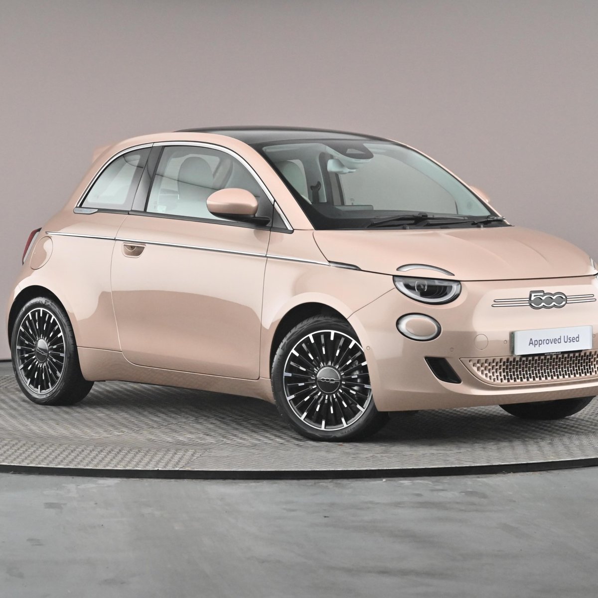 Fiat 500e RX73KKV Ruislip VW | Citygate