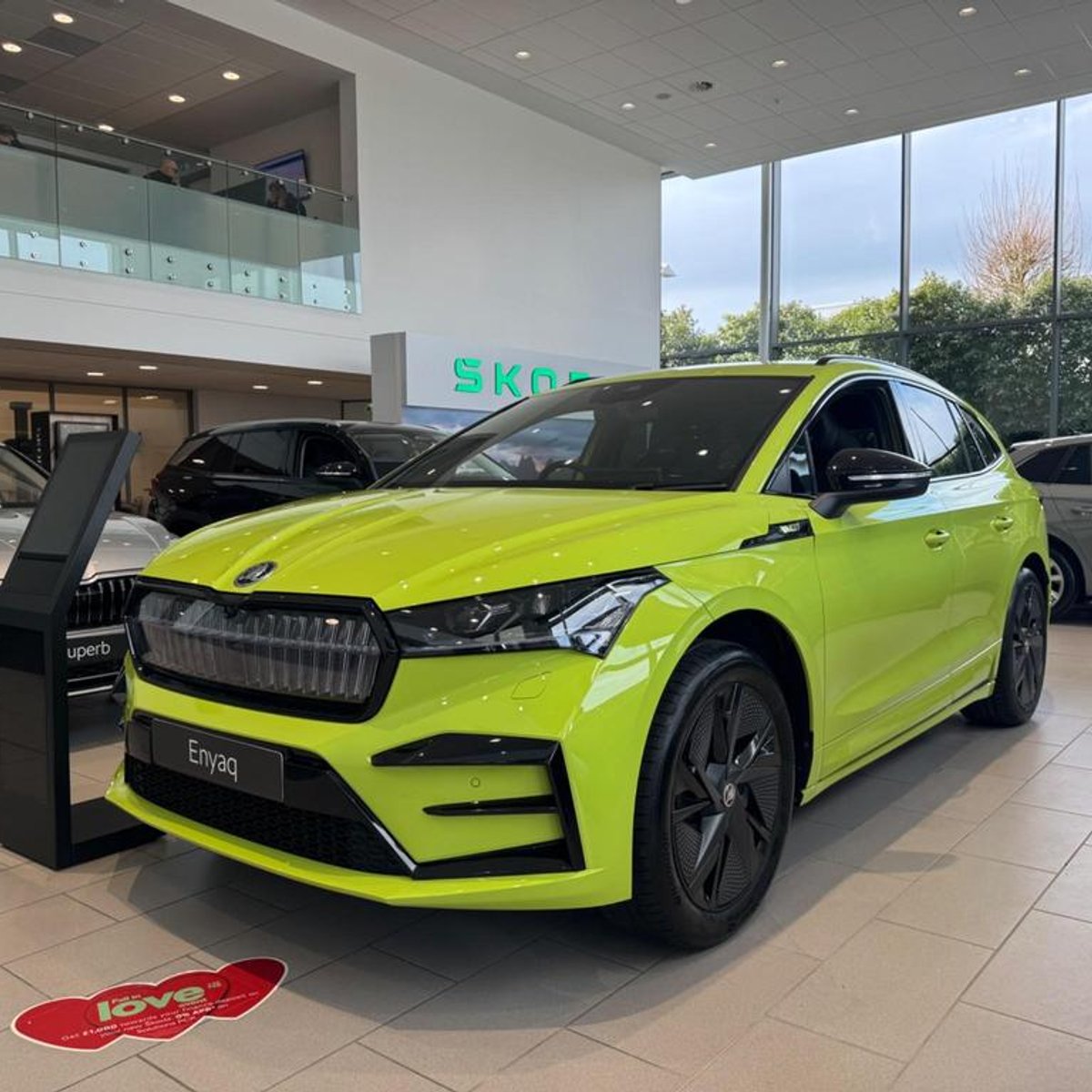 Skoda Enyaq iV KY25VZU Watford ŠKODA | Citygate